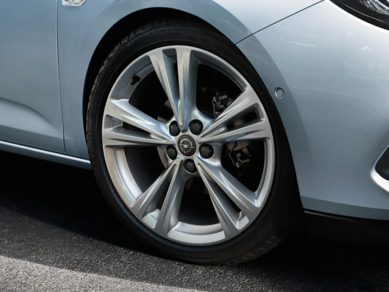 Opel Astra Hatchback | The Compact Hatchback | Opel Singapore